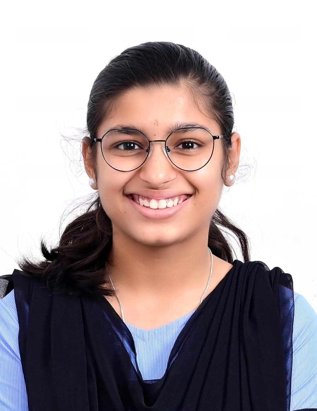 ದ್ವಿತೀಯ ಪಿ ಯು ಪರೀಕ್ಷೆಯಲ್ಲಿ 600 ಕ್ಕೆ 587 ಅಂಕ - Pixel Udupi